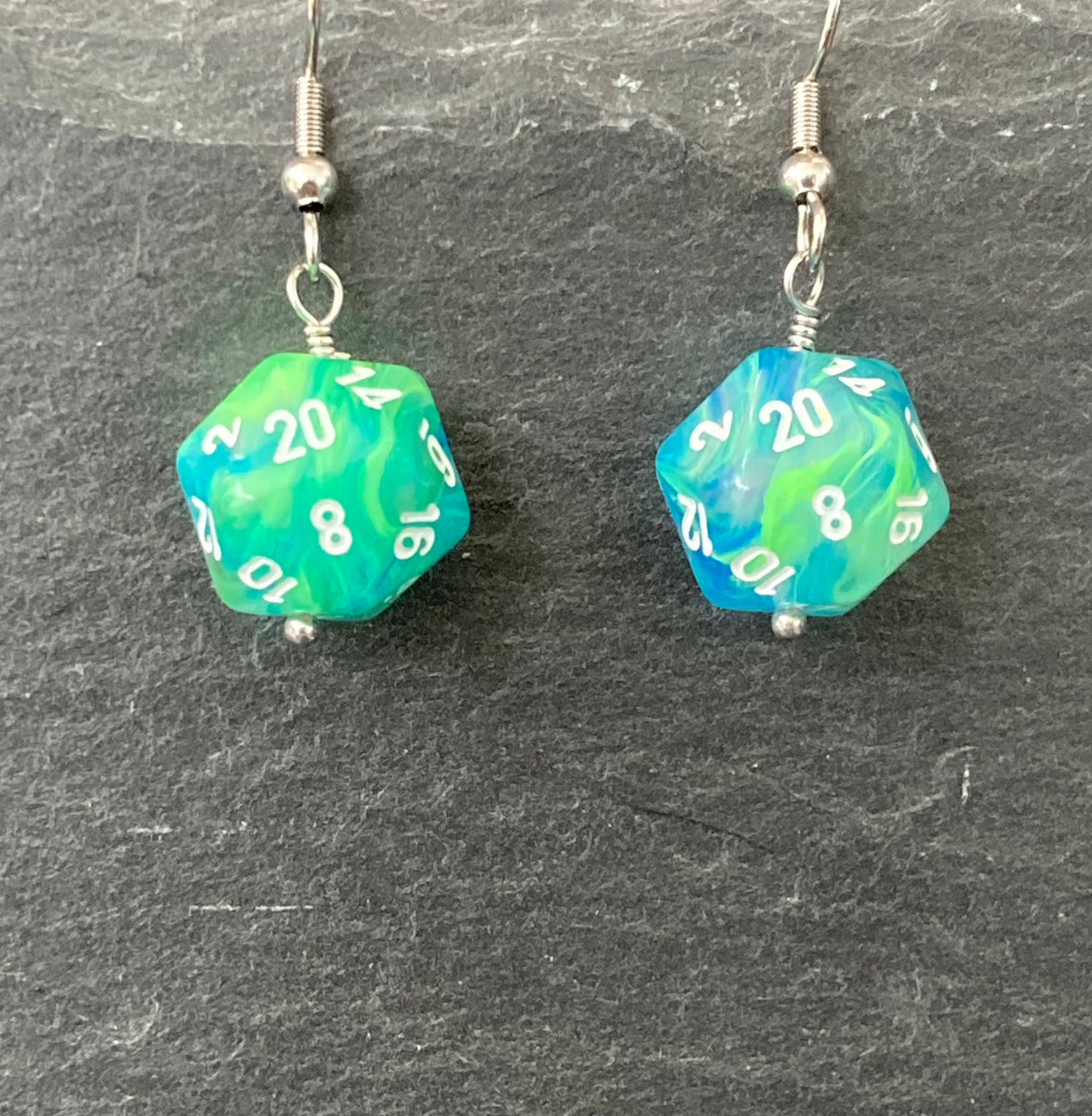 Mini D20 Earrings – Trinket Fairy Designs